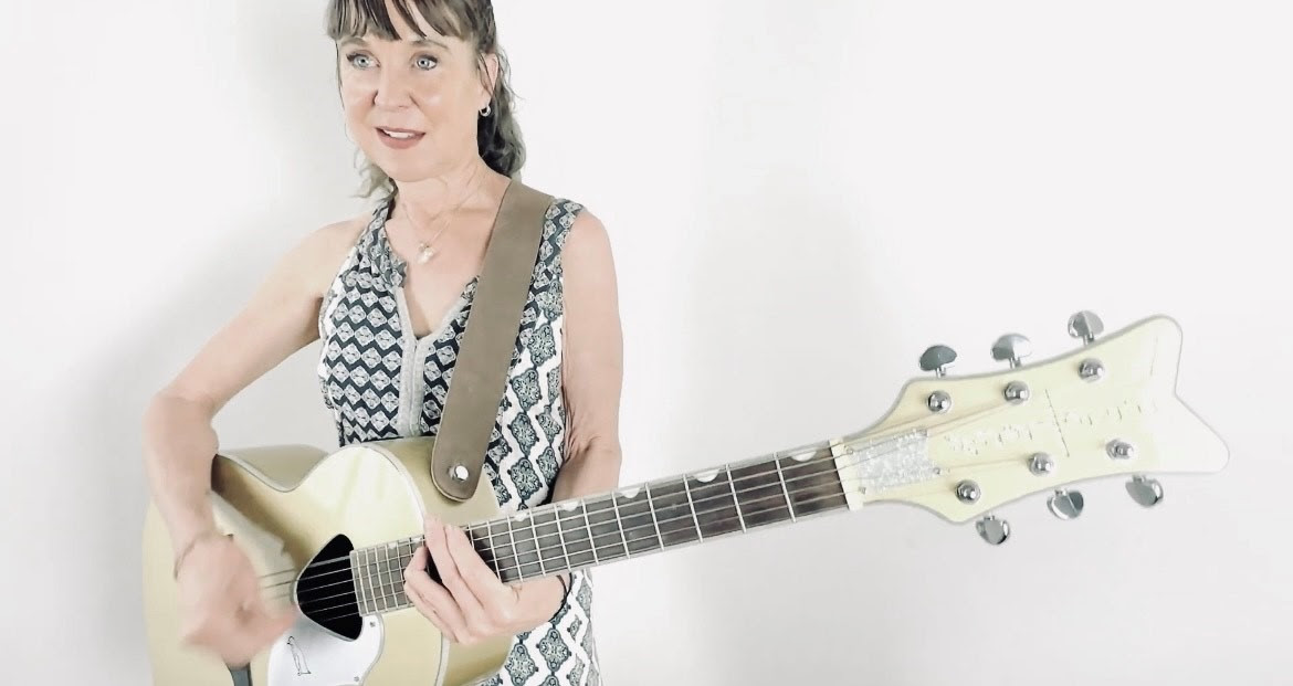 Everything is Colour: Kristin Hersh on the Return Of Throwing Muses